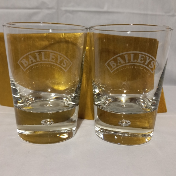 Bailey's Irish Cream | Dining | Baileys Irish Cream New Rare Vintage On ...